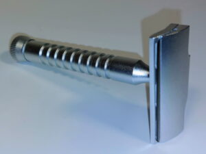 RazoRock Hawk V2 Review - Sleek And Sharp