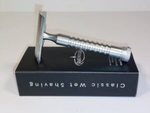 RazoRock Hawk V2 Review - Sleek And Sharp