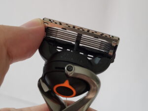 Gillette Fusion 5 vs ProGlide - Differences Compared Side-by-Side