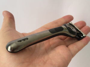 GilletteLabs Exfoliating Razor Review -- Does It Exfoliate?