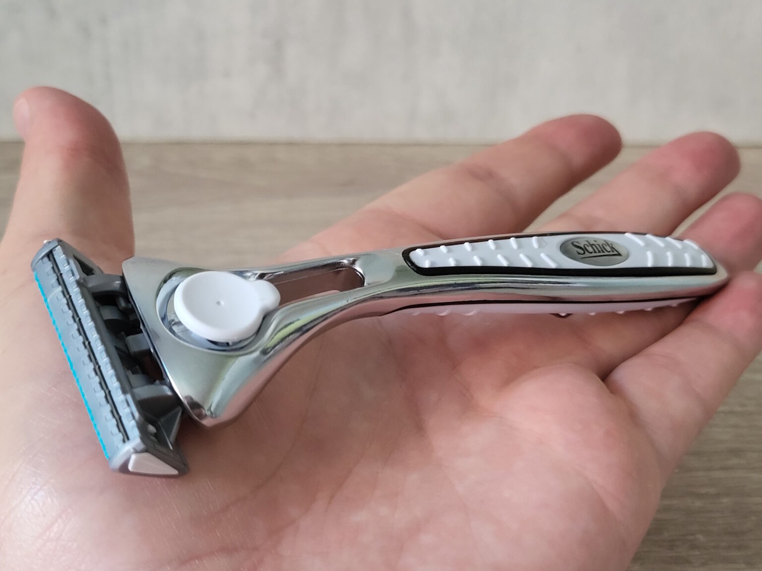 Schick Quattro Titanium Razor Review - Mild and Priced Nice